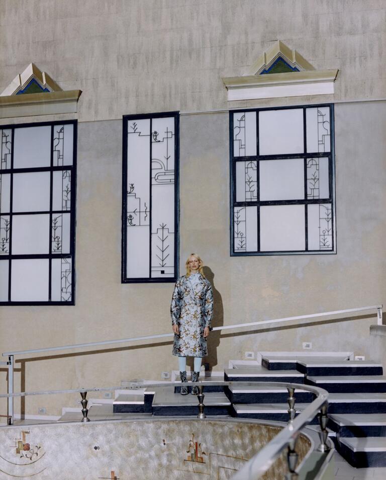 KAKO SU BROKAT I SVILA POSTALI MUST-HAVE OVE JESENI? | MagMe | MagMe